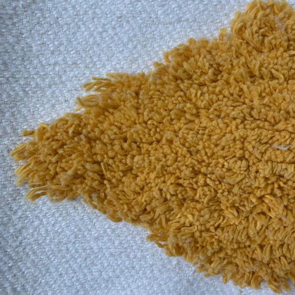 Rachel Zoe | Bedding | Rachel Zoe Throw Blanket Cream And Pink Striped ...